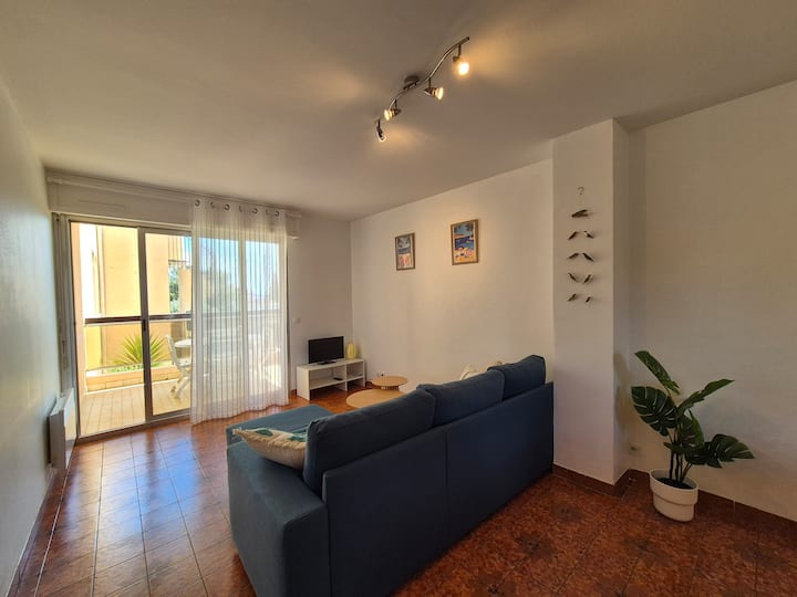 T3, Place De Parking Privé, Proche De La Gare - Le Castellet