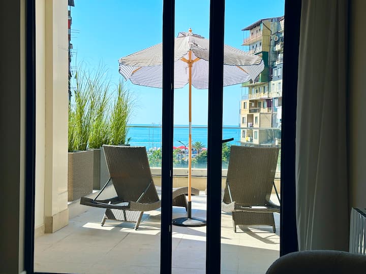 Terrace Sea View | For 5 People | Next White - Batumi