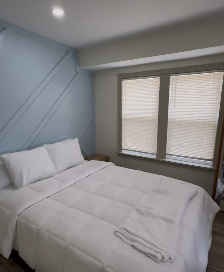 Elvis’s Studio - Irvington Historic District, IN