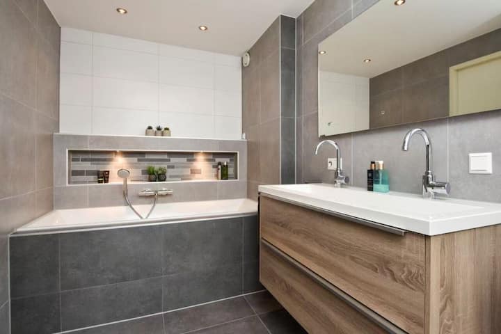 Lux Stay In Style And Comfort - Leiden
