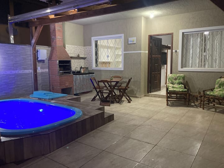 Casa Aconchegante Com Piscina - Guaratuba