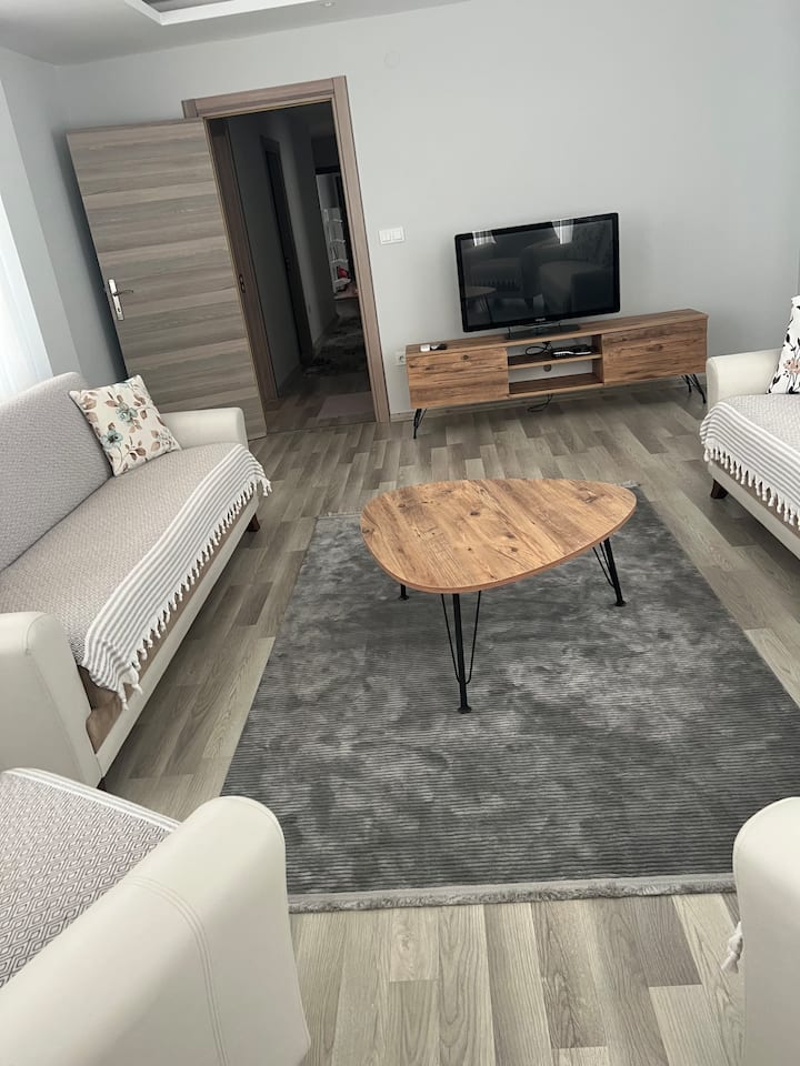 Sarımsaklı Merkezde 3+1 Daire - Ayvalık