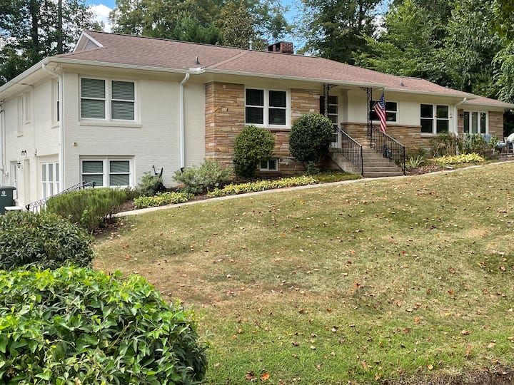 Walk To Campus & Downtown! - Clemson, SC