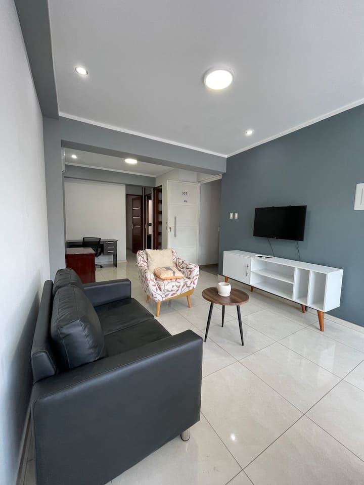 Departamento Moderno, Cómodo Y Céntrico - Fila Alta