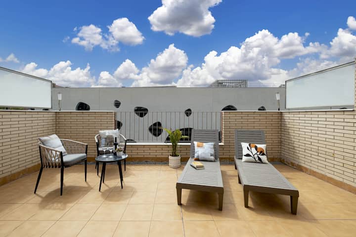 Lujosa Casa Con Jardín - Barcelona