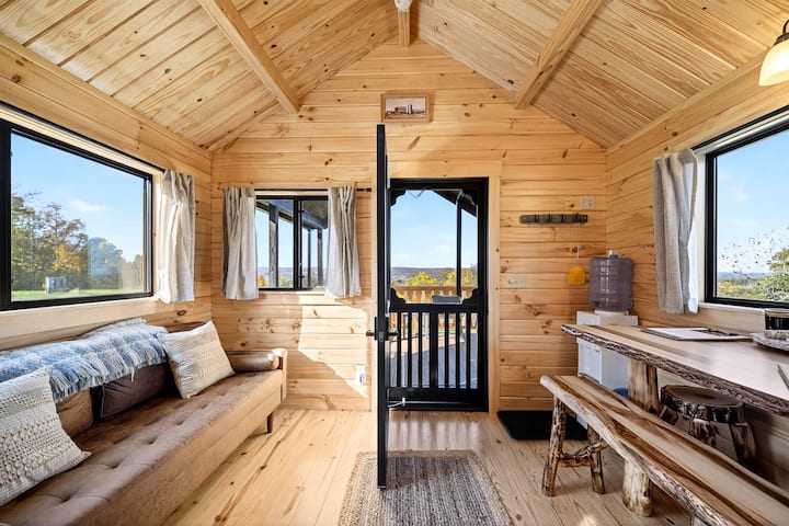 Hemlock Cabin | Wine Country & Sunset Views - Cayuga Lake, NY