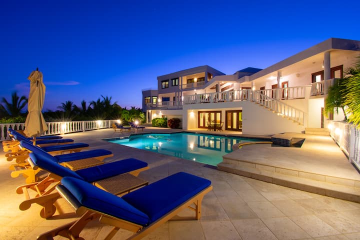 2 Golf Carts-2 Min. To Beach/2 Pools/2 Hot Tubs - Anguilla