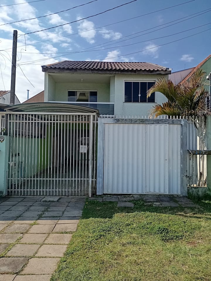 Sobrado Para Locação Mensal - Curitiba