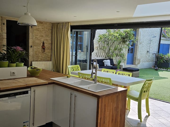 Maison Alma : Piscine/proche Circuit Dijon Prenois - Dijon