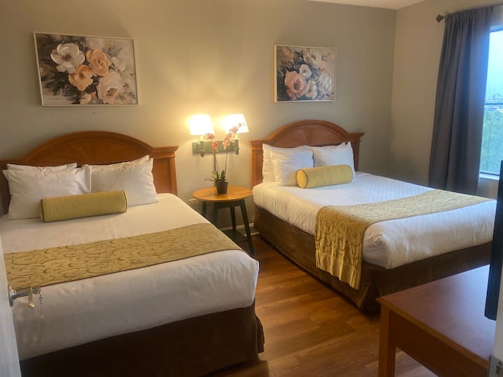 Relaxing Orlando Stay - Orlando, FL