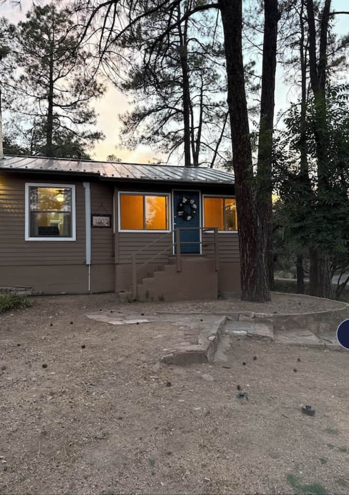 K & J Cottage Tpt License 21620590 - Prescott, AZ