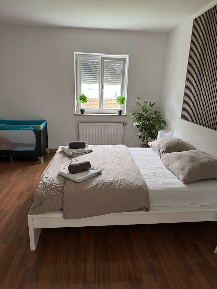 (5) Wunderschöne 2 Zimmer Wohnung Nähe Salzburg - Salzburg