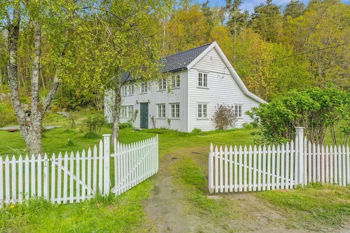 200 åR Gamle Fuglevik Gård - Langeland