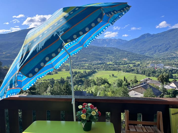 T2 Vue Magnifique Sur Montagnes - Embrun