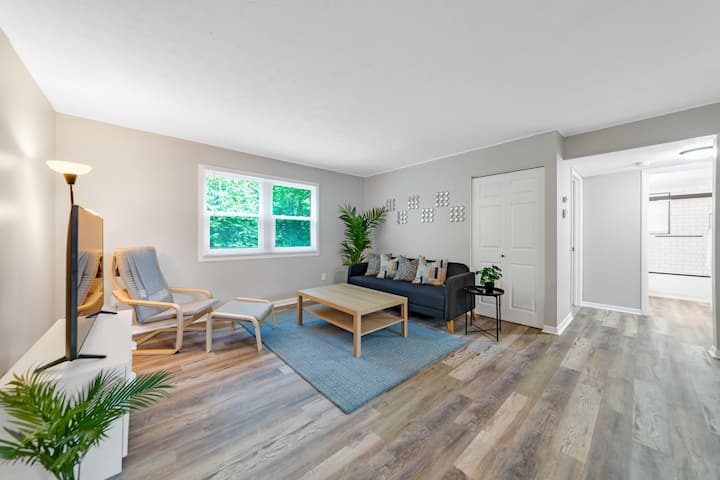 Cozy 2br Hideaway - Bexley Area - Canal Winchester, OH