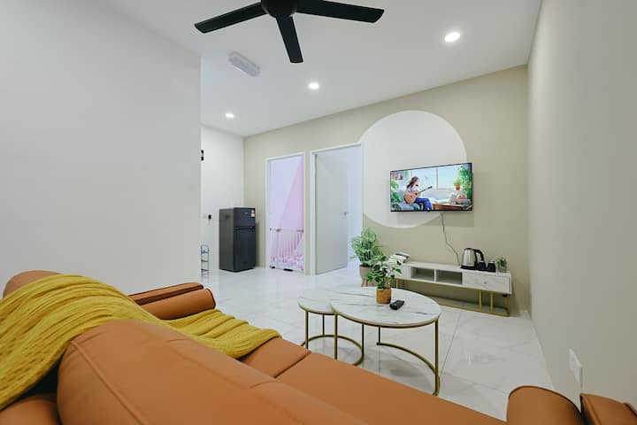 Cameron Joystay & Kids Fun Zone Clover Home - ブリンチャン