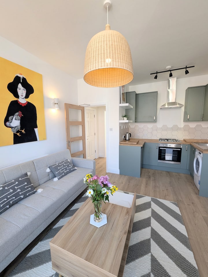 Liverpool Flat With Free Parking - Guernsey