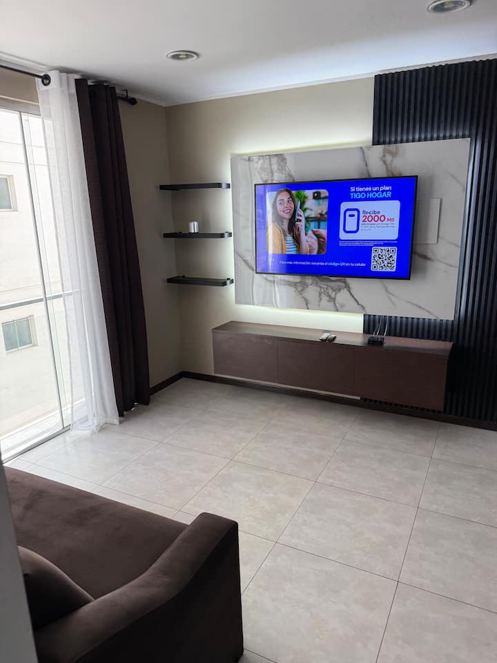 Luz, Estilo Y Ubicación Zona Norte - Bolivia