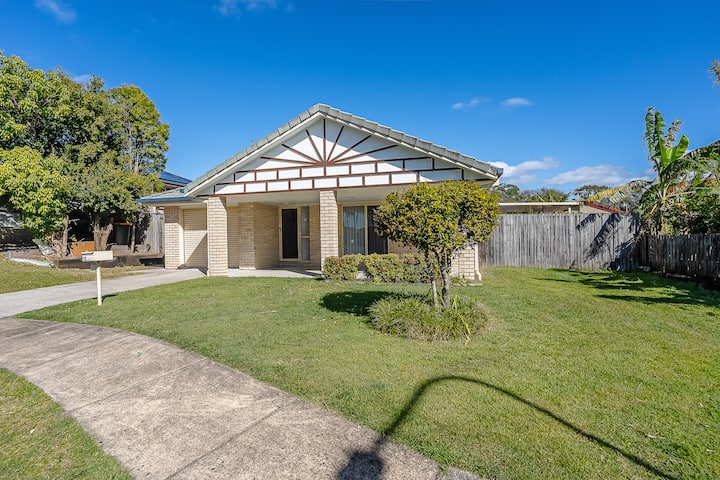 Inala Contemporary Home - Oxley