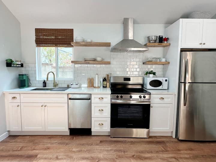 Studio Hideaway In The Heart Of Culver City - Culver City