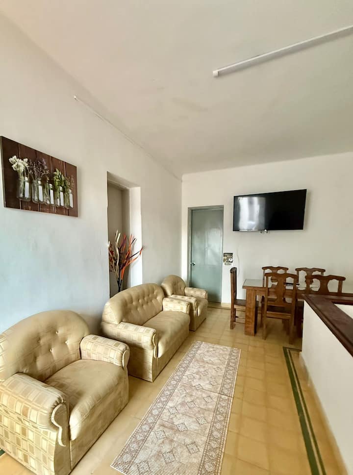 Alquiler Temporario Casa De Dos Pisos - Colón