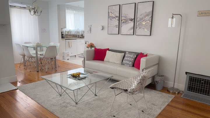 Bright & Serene West La Home, Easy Access To Ucla - Santa Monica, CA