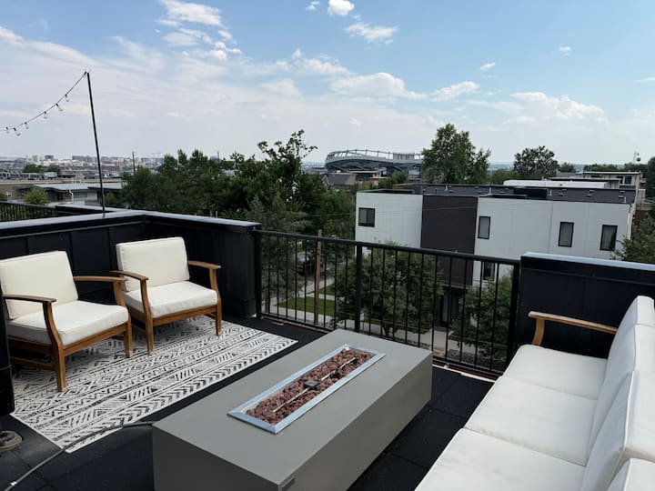 Cozy Denver Home By Mile High! - Denver, CO
