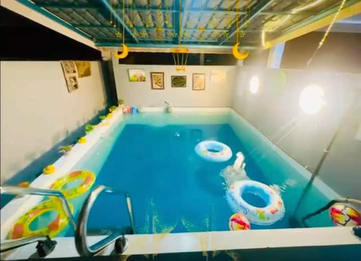 Tasek Gelugor: House With Shaded Swimming Pool - Kepala Batas
