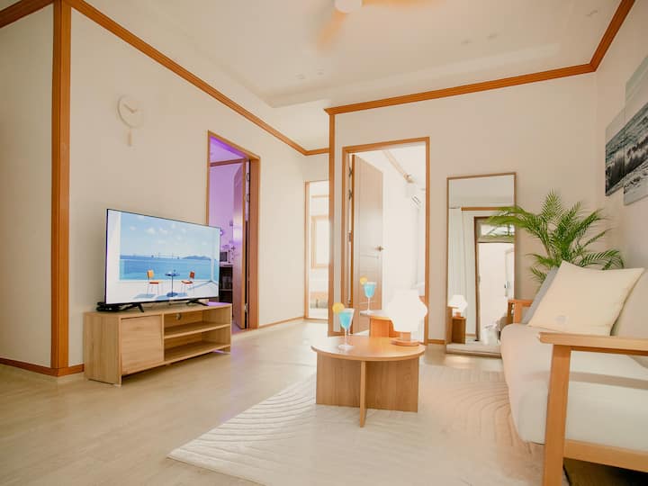 광안리 해변5분 | 넓은 거실 2룸 | 4~6인 | 금련산역 - Nam-gu