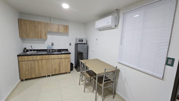 Habitación Matrimonial Con Cocineta Y Baño Privado - Monterrey