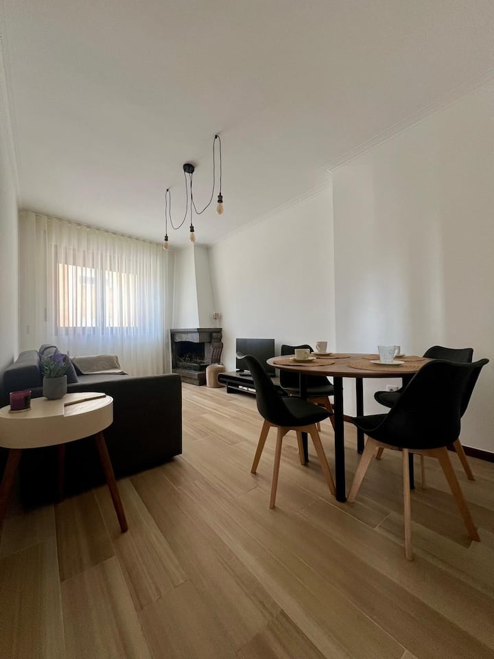 Trés Beau Appartement Face à La Mer - Ovar