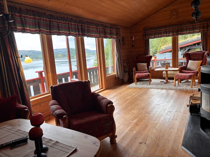 Stor Sjønær Familiehytte - Åfjord