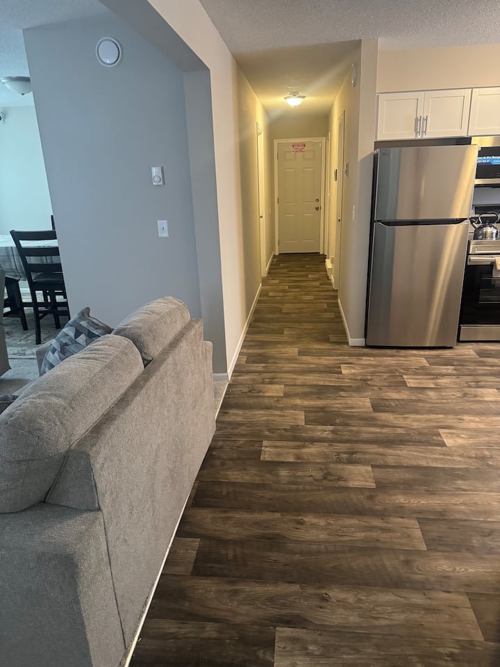 Spacious 6 Bedroom With 6 Bed &2 Bathroom In Mpls - Minneapolis