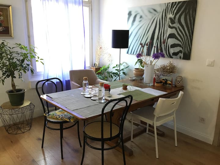 Relaxing, Central City, Parking - Zurich