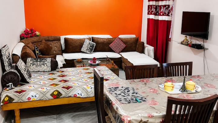 Spacious 2 Bhk Near Bansal Hospital & Lnct Univ - Bhopal