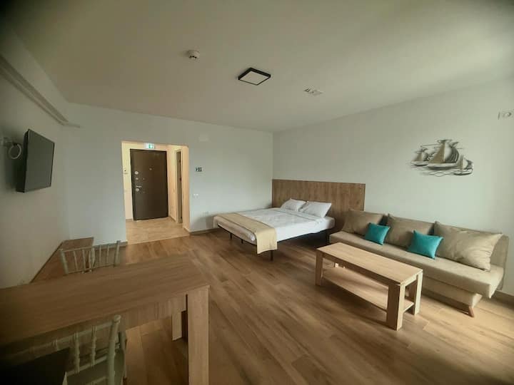 Camera Studio Premium - Techirghiol