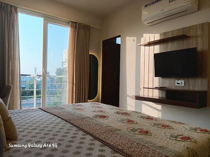 Couple's Private Studio/bani Park/self Check-in - Jaipur