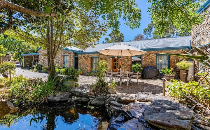 The Stables 1890s Stone Cottage - The Barossa Council
