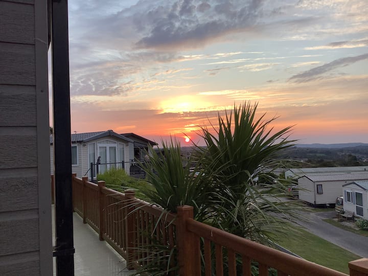 Hamilton Lodge, Sea And Hill Views. Swimming Pool. - Swanage