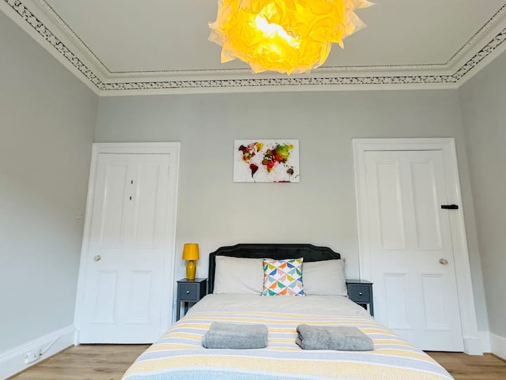Gorgeous Victorian Home By Beautiful Meadows - Edinburgh