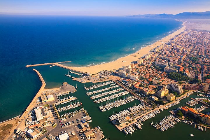Le Méditerannée *Terrasse*vue Mer*parking*wifi - ibis Styles Perpignan Canet En Roussillon