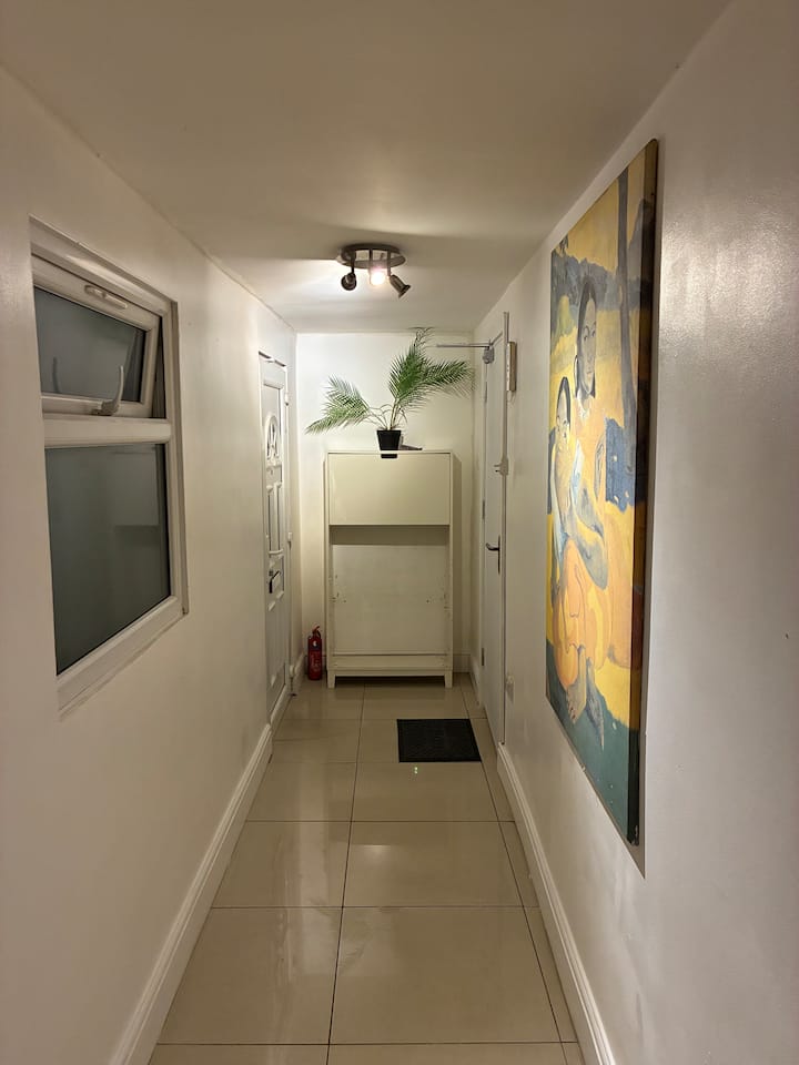 10 Guests Free Parking Freewi-fi - Romford