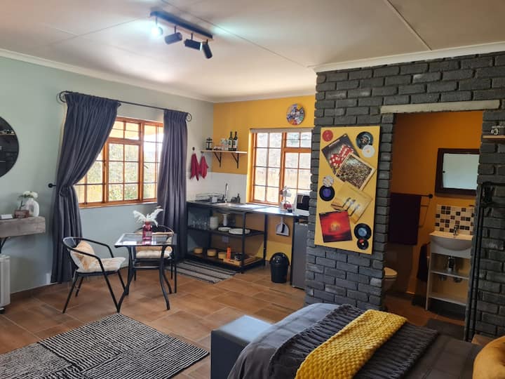 Meadow View Retro Accommodation - Wakkerstroom