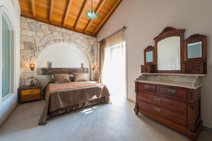 Alaçatı'da Sanat Oteli - Art Airbnb - ÇEşme/i̇zmir - Alaçatı