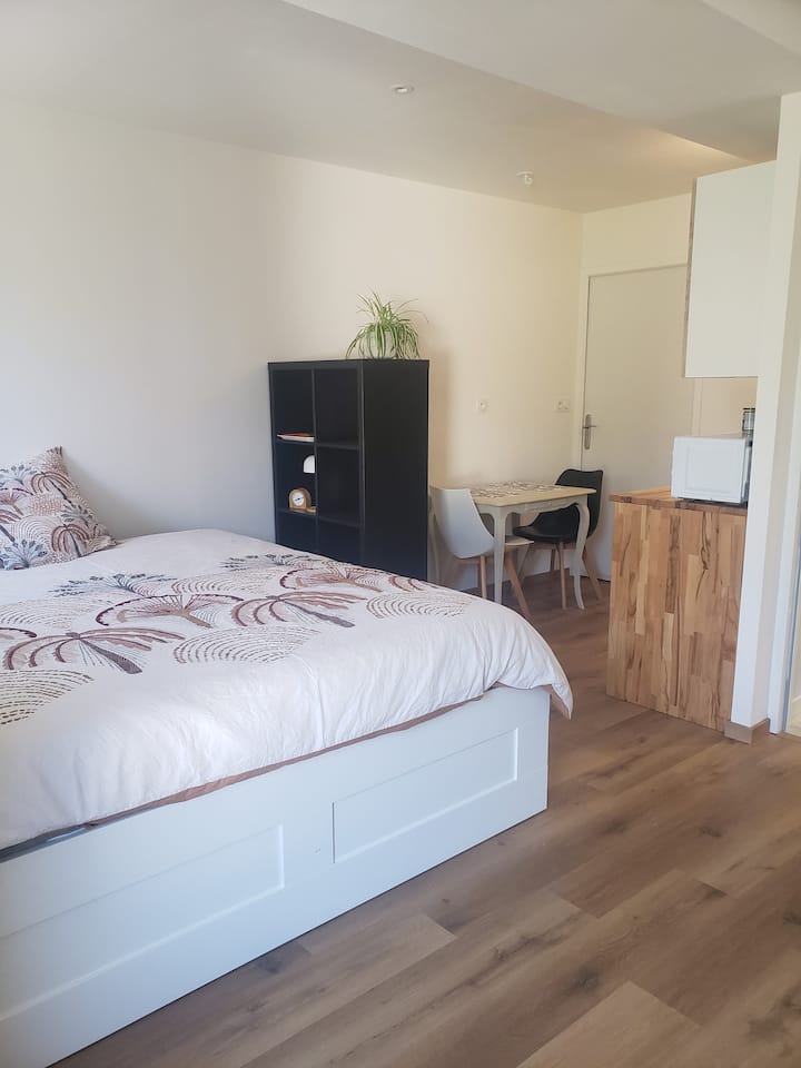 Studio Meublé Et éQuipé - Le Jardin de la Pellerine