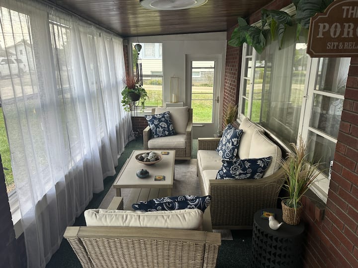 St. Clairsville Retreat - Barkcamp State Park, Belmont