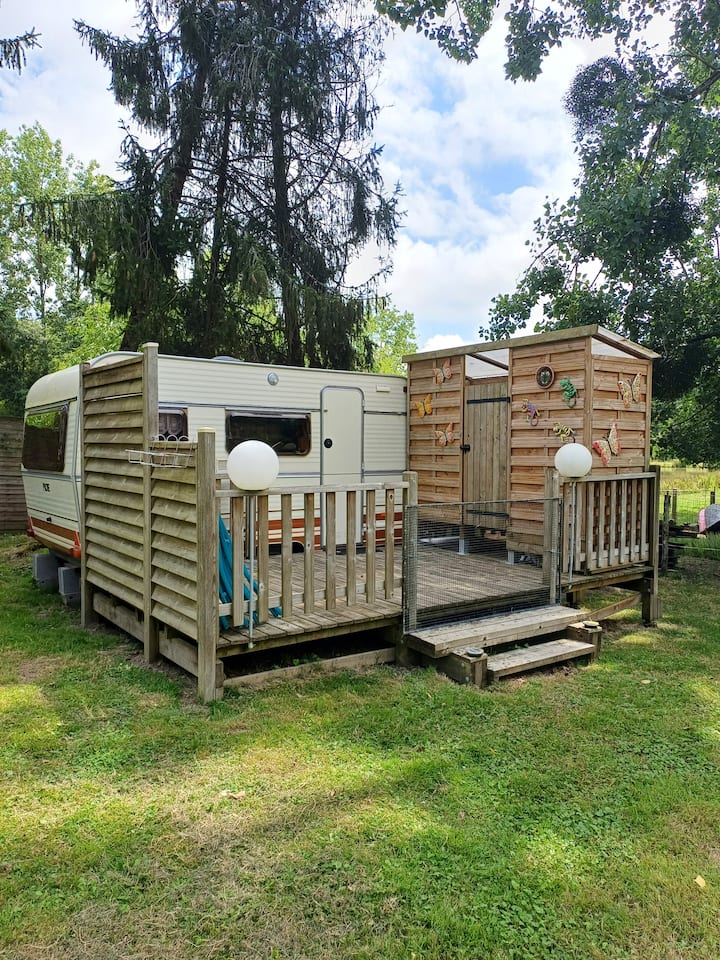 Caravane Vintage Terrain Privé - Aizenay