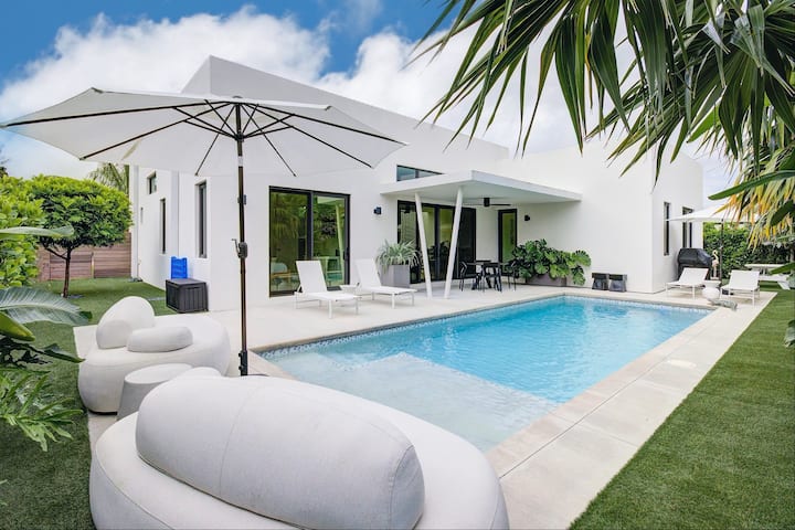 Modern Palms—heated Saltwater Pool•gym•yoga Area - Delray Beach, FL