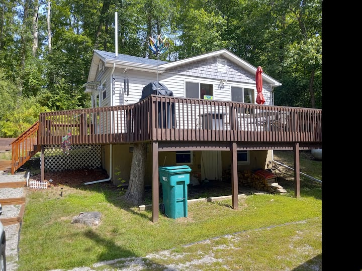Hillside Cottage - Jackson Lake, Roscommon Township