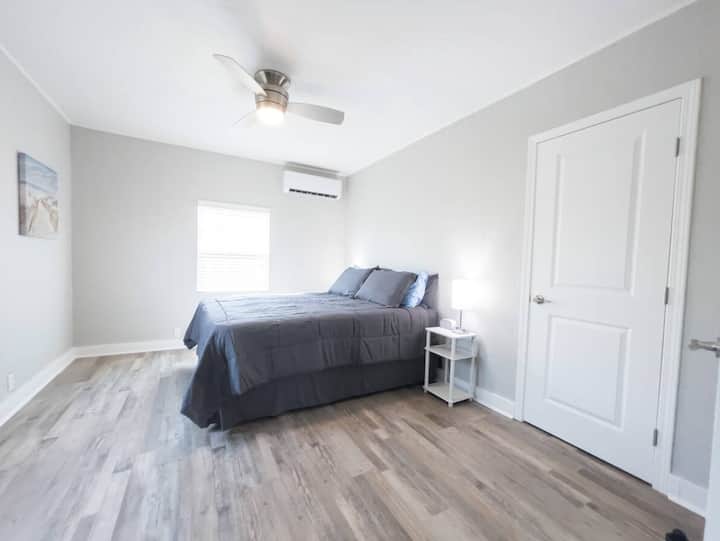 Ocean Breeze Pet-friendly Sequoia Basecamp - Visalia, CA